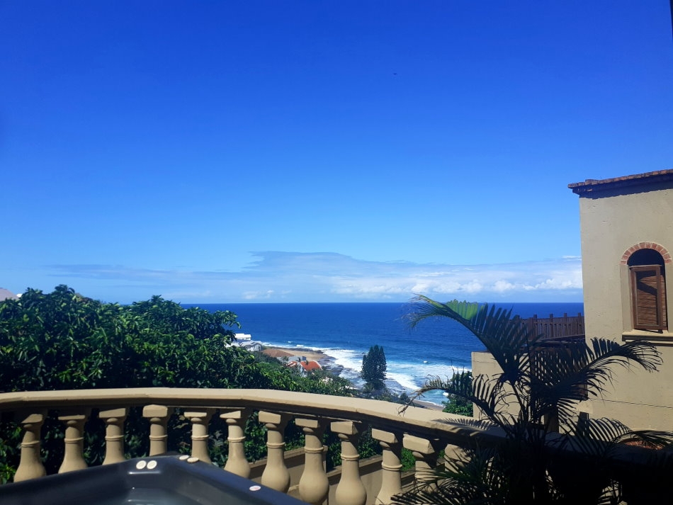 Tuscany style villa with spectacular ocean views - U-Stay North Coast ...